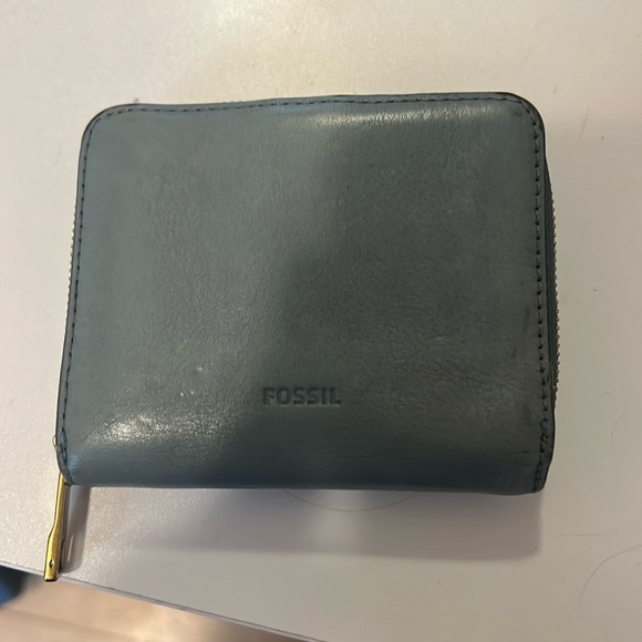 Fossil | Bags | Fossil Wallet | Poshmark
